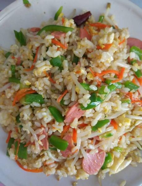 扬州炒饭怎么做_正宗扬州炒饭的配料有哪些-第2张图片-山城妙识 扬州炒饭怎么做_正宗扬州炒饭的配料有哪些-第2张图片-山城妙识