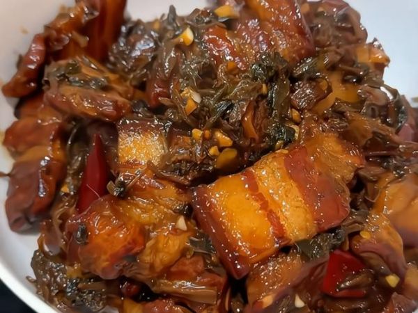 梅菜烧肉怎么做好吃_梅菜烧肉的家常做法-第1张图片-山城妙识 梅菜烧肉怎么做好吃_梅菜烧肉的家常做法-第1张图片-山城妙识