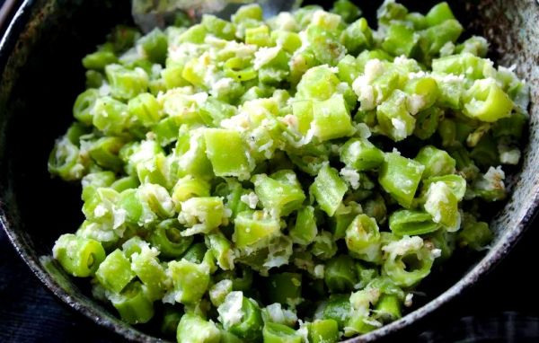 豆角拨烂子怎么做_豆角拨烂子家常做法-第1张图片-山城妙识 豆角拨烂子怎么做_豆角拨烂子家常做法-第1张图片-山城妙识