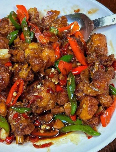 爆炒鸡肉怎么炒才嫩_家常爆炒鸡肉的做法-第1张图片-山城妙识 爆炒鸡肉怎么炒才嫩_家常爆炒鸡肉的做法-第1张图片-山城妙识