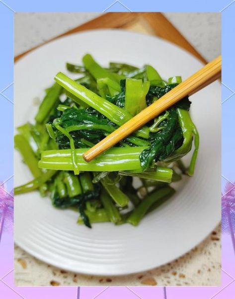炒空心菜怎么做_空心菜焯水还是不焯水-第1张图片-山城妙识
