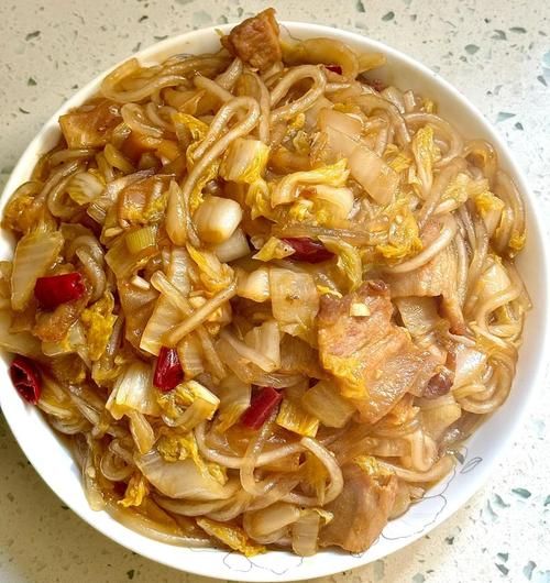 酸菜炖粉条怎么做_酸菜炖粉条用哪种粉条-第1张图片-山城妙识 酸菜炖粉条怎么做_酸菜炖粉条用哪种粉条-第1张图片-山城妙识