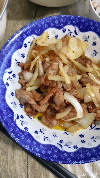 圆葱怎么炒好吃_圆葱的做法大全-第2张图片-山城妙识 圆葱怎么炒好吃_圆葱的做法大全-第2张图片-山城妙识