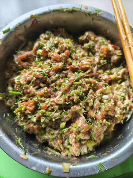 正宗茴香猪肉馅怎么调_茴香猪肉馅饺子做法-第1张图片-山城妙识 正宗茴香猪肉馅怎么调_茴香猪肉馅饺子做法-第1张图片-山城妙识