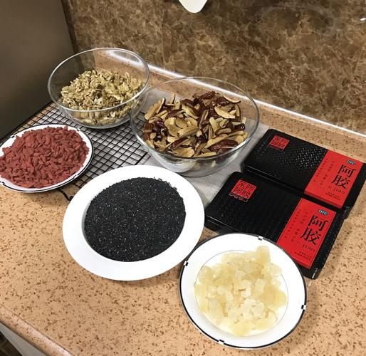 熬阿胶糕的做法与步骤_阿胶糕怎么熬才好吃-第1张图片-山城妙识 熬阿胶糕的做法与步骤_阿胶糕怎么熬才好吃-第1张图片-山城妙识