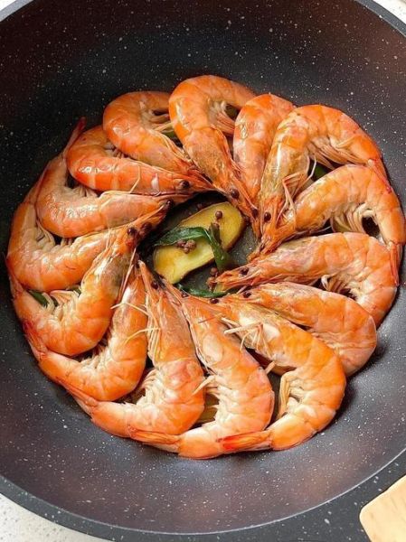 白水煮虾冷水还是热水下锅_煮几分钟才鲜嫩-第2张图片-山城妙识 白水煮虾冷水还是热水下锅_煮几分钟才鲜嫩-第2张图片-山城妙识