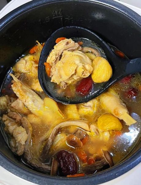 鸡汤怎么炖好喝_鸡汤做法步骤详解-第1张图片-山城妙识 鸡汤怎么炖好喝_鸡汤做法步骤详解-第1张图片-山城妙识