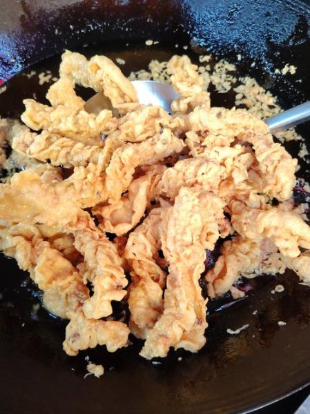 四川炸酥肉怎么做_正宗炸酥肉用什么肉-第1张图片-山城妙识 四川炸酥肉怎么做_正宗炸酥肉用什么肉-第1张图片-山城妙识