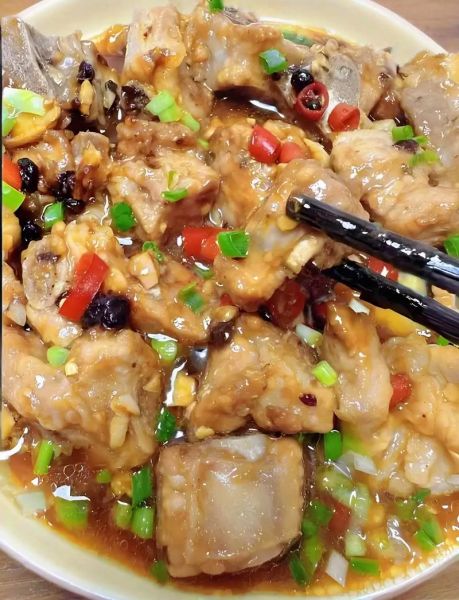 广式豉汁蒸排骨怎么做_蒸多久才嫩滑-第1张图片-山城妙识 广式豉汁蒸排骨怎么做_蒸多久才嫩滑-第1张图片-山城妙识