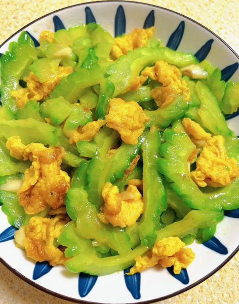 苦瓜炒鸡蛋怎么做不苦_苦瓜炒鸡蛋的家常做法-第1张图片-山城妙识 苦瓜炒鸡蛋怎么做不苦_苦瓜炒鸡蛋的家常做法-第1张图片-山城妙识