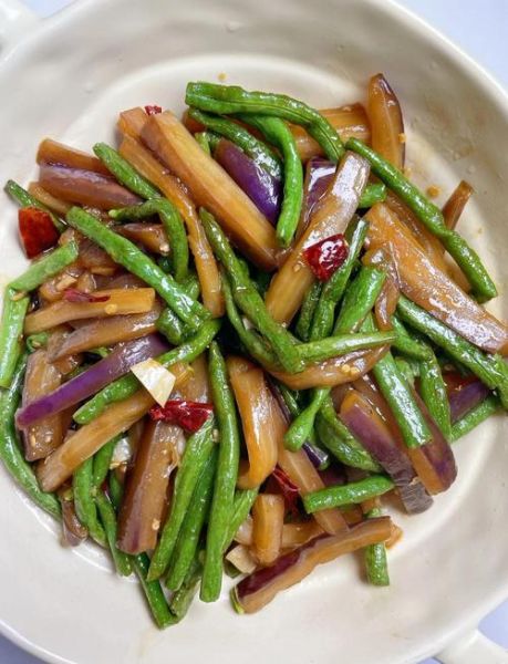 长豆角怎么炒好吃_家常长豆角做法步骤-第2张图片-山城妙识