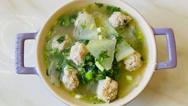 冬瓜粉丝丸子汤怎么做_冬瓜丸子汤粉丝什么时候放-第1张图片-山城妙识 冬瓜粉丝丸子汤怎么做_冬瓜丸子汤粉丝什么时候放-第1张图片-山城妙识