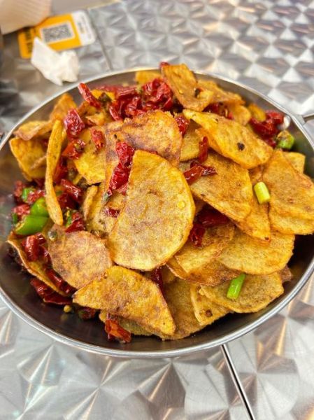 干煸土豆片怎么做_干煸土豆片需要焯水吗-第2张图片-山城妙识 干煸土豆片怎么做_干煸土豆片需要焯水吗-第2张图片-山城妙识