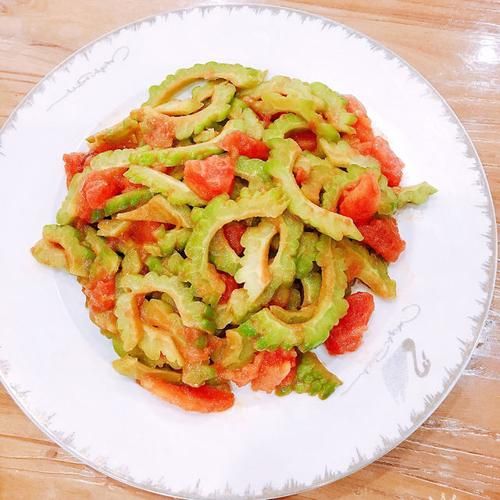 西红柿炒苦瓜怎么做_西红柿炒苦瓜好吃吗-第1张图片-山城妙识 西红柿炒苦瓜怎么做_西红柿炒苦瓜好吃吗-第1张图片-山城妙识