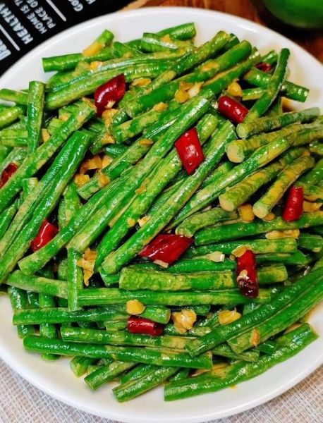 豇豆角怎么炒好吃_豇豆角焯水几分钟才脆绿-第3张图片-山城妙识
