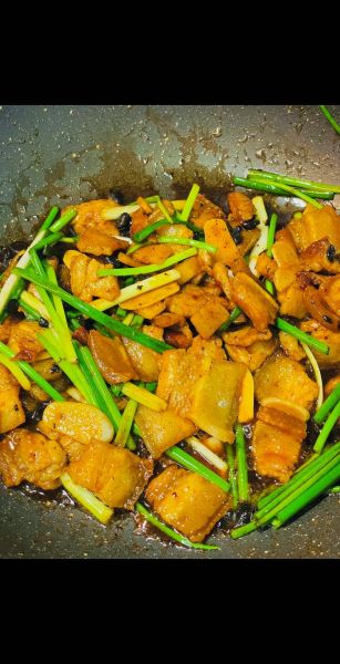 煎五花肉怎么做才好吃_新手零失败做法-第1张图片-山城妙识 煎五花肉怎么做才好吃_新手零失败做法-第1张图片-山城妙识