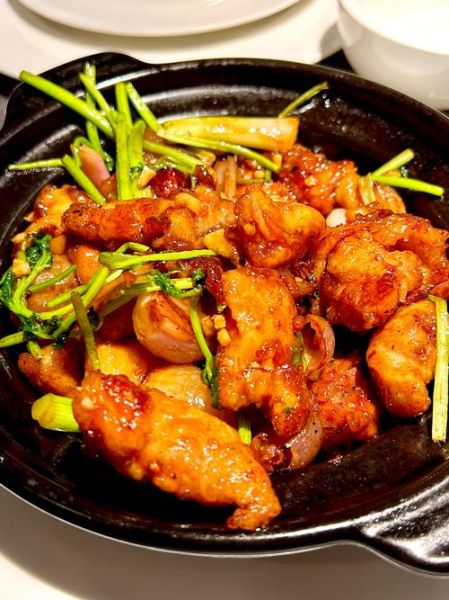 广东沙姜炒鸡怎么做_正宗沙姜炒鸡做法-第3张图片-山城妙识 广东沙姜炒鸡怎么做_正宗沙姜炒鸡做法-第3张图片-山城妙识