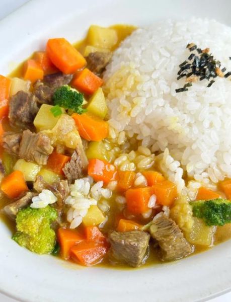咖喱牛肉饭怎么做_咖喱牛肉饭的家常做法-第1张图片-山城妙识 咖喱牛肉饭怎么做_咖喱牛肉饭的家常做法-第1张图片-山城妙识
