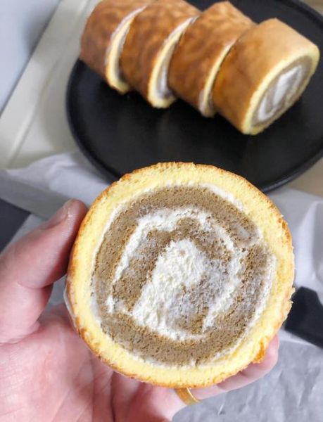 瑞士卷蛋糕怎么做_瑞士卷开裂怎么办-第1张图片-山城妙识