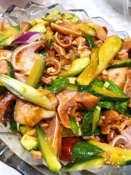 猪耳朵拌黄瓜怎么做_猪耳朵拌黄瓜要不要焯水-第3张图片-山城妙识 猪耳朵拌黄瓜怎么做_猪耳朵拌黄瓜要不要焯水-第3张图片-山城妙识