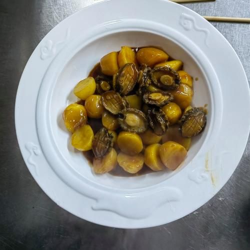 鲍鱼炖土豆怎么做_鲍鱼炖土豆家常做法-第1张图片-山城妙识