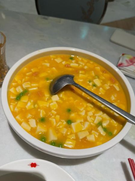 蟹黄豆腐怎么做_蟹黄豆腐的家常做法-第1张图片-山城妙识