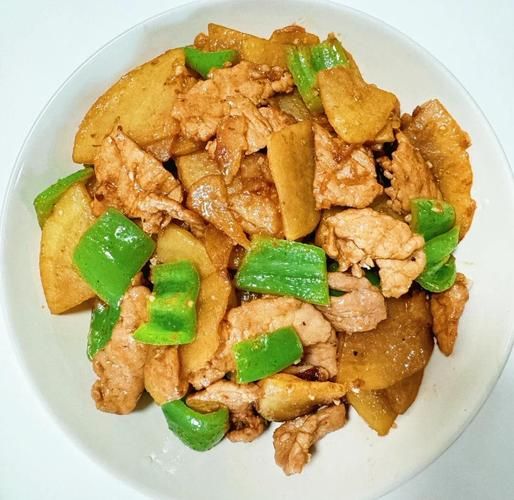 家常土豆片炒肉怎么做_土豆片炒肉先炒肉还是先炒土豆-第3张图片-山城妙识 家常土豆片炒肉怎么做_土豆片炒肉先炒肉还是先炒土豆-第3张图片-山城妙识