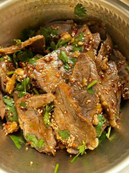 凉拌牛肉怎么做好吃_凉拌牛肉的做法大全-第1张图片-山城妙识 凉拌牛肉怎么做好吃_凉拌牛肉的做法大全-第1张图片-山城妙识