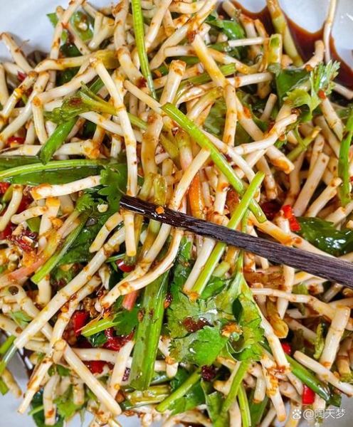 贵州折耳根怎么凉拌_折耳根炒腊肉做法-第1张图片-山城妙识