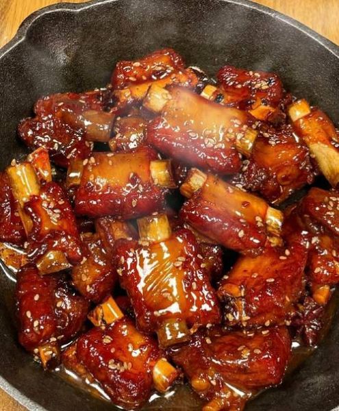 红烧排骨怎么做才好吃_红烧排骨的家常做法-第3张图片-山城妙识