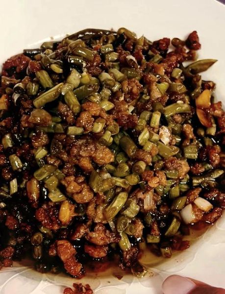 酸豆角炒腊肉怎么做_酸豆角炒腊肉先炒哪个-第2张图片-山城妙识 酸豆角炒腊肉怎么做_酸豆角炒腊肉先炒哪个-第2张图片-山城妙识