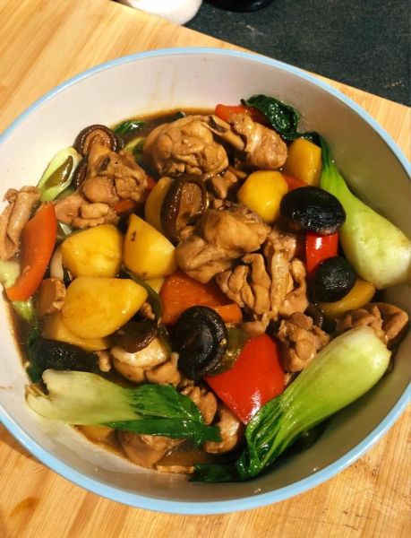 黄焖鸡米饭怎么做_黄焖鸡米饭正宗做法-第1张图片-山城妙识 黄焖鸡米饭怎么做_黄焖鸡米饭正宗做法-第1张图片-山城妙识