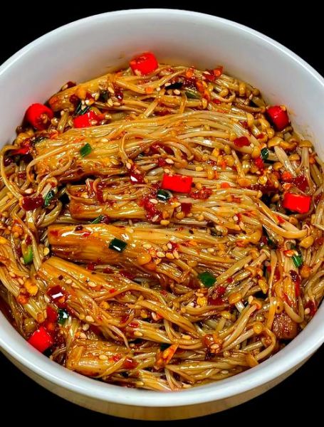 红油金针菇怎么做_家常做法窍门-第2张图片-山城妙识