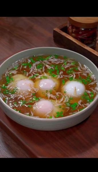 荷包蛋汤怎么煮_荷包蛋汤做法窍门-第2张图片-山城妙识 荷包蛋汤怎么煮_荷包蛋汤做法窍门-第2张图片-山城妙识