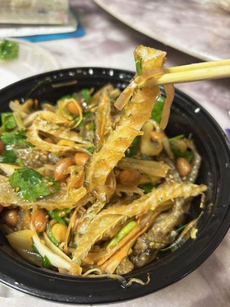 凉拌鱼皮怎么做_正宗川味鱼皮做法-第1张图片-山城妙识 凉拌鱼皮怎么做_正宗川味鱼皮做法-第1张图片-山城妙识