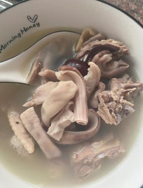 胡椒猪肚鸡汤怎么做_胡椒猪肚鸡汤正宗做法-第1张图片-山城妙识