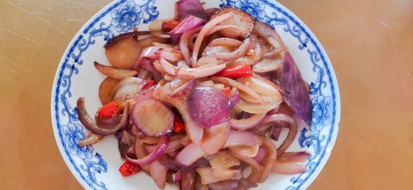 素炒洋葱怎么做_洋葱炒多久才脆-第3张图片-山城妙识 素炒洋葱怎么做_洋葱炒多久才脆-第3张图片-山城妙识