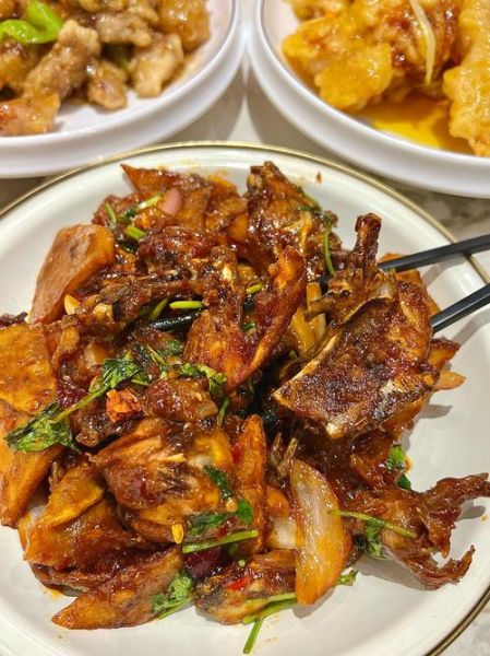 炒鸡架子怎么做好吃_家常炒鸡架子做法-第1张图片-山城妙识 炒鸡架子怎么做好吃_家常炒鸡架子做法-第1张图片-山城妙识