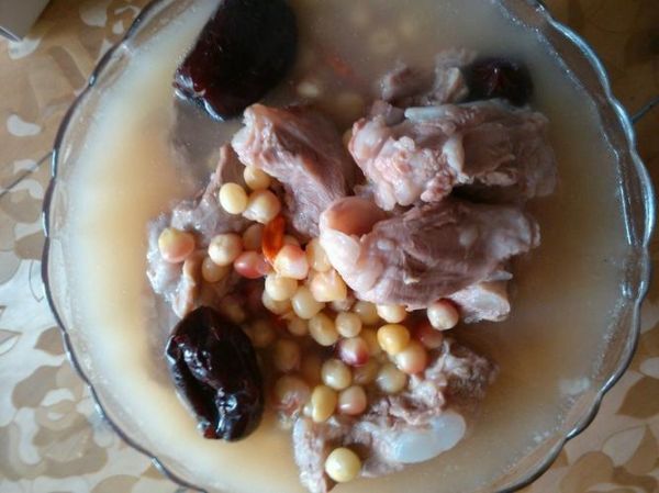 玉米红枣排骨汤怎么做_孕妇能喝吗-第2张图片-山城妙识