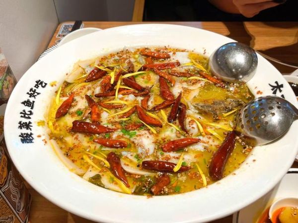 酸菜钳鱼怎么做才好吃_酸菜钳鱼的做法大全-第2张图片-山城妙识 酸菜钳鱼怎么做才好吃_酸菜钳鱼的做法大全-第2张图片-山城妙识