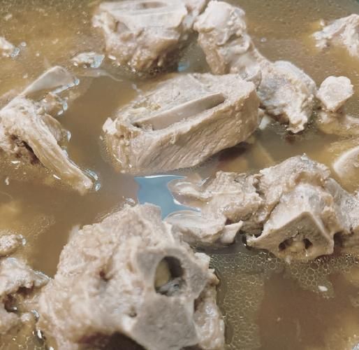 老北京羊蝎子正宗做法_羊蝎子怎么炖才香-第2张图片-山城妙识 老北京羊蝎子正宗做法_羊蝎子怎么炖才香-第2张图片-山城妙识