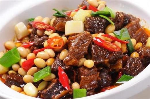 牛肉炖黄豆怎么做_牛肉炖黄豆需要焯水吗-第1张图片-山城妙识 牛肉炖黄豆怎么做_牛肉炖黄豆需要焯水吗-第1张图片-山城妙识