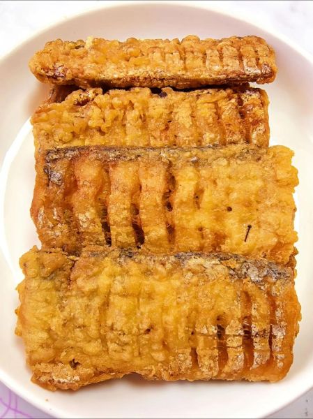 酥带鱼怎么做才酥脆_酥带鱼正宗做法步骤-第1张图片-山城妙识