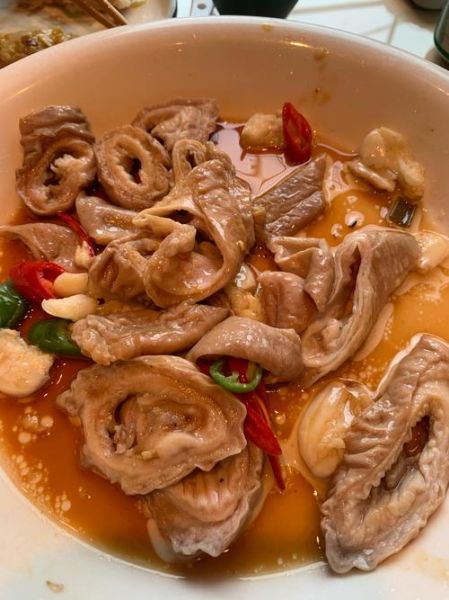 大蒜肥肠怎么做_肥肠怎么清洗才没异味-第1张图片-山城妙识 大蒜肥肠怎么做_肥肠怎么清洗才没异味-第1张图片-山城妙识