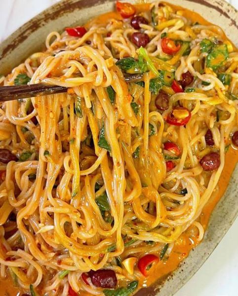 冷面配菜有哪些_怎么搭配好吃-第2张图片-山城妙识