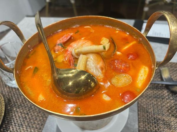 冬阴功汤的做法窍门_正宗泰式酸辣汤怎么做-第1张图片-山城妙识 冬阴功汤的做法窍门_正宗泰式酸辣汤怎么做-第1张图片-山城妙识