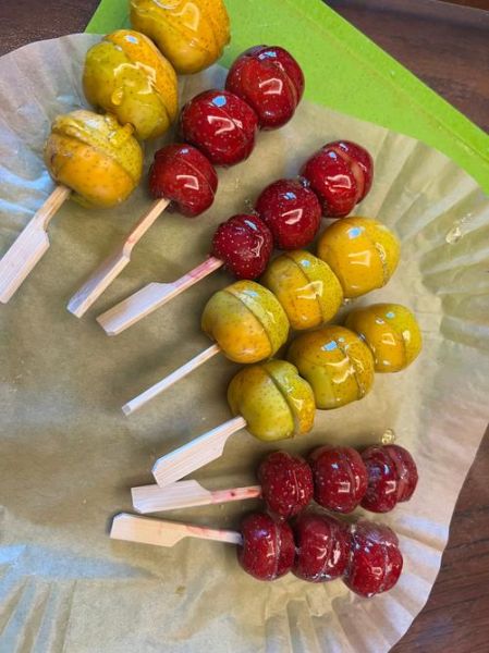 怎样做糖葫芦_糖葫芦糖浆怎么熬不返砂-第1张图片-山城妙识