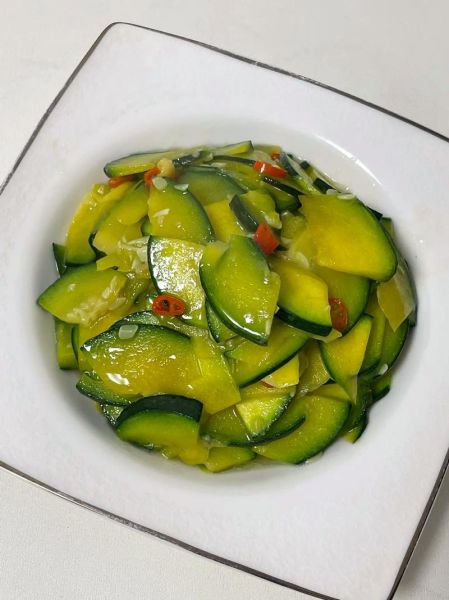 绿皮南瓜怎么做好吃_绿皮南瓜的家常做法大全-第1张图片-山城妙识 绿皮南瓜怎么做好吃_绿皮南瓜的家常做法大全-第1张图片-山城妙识