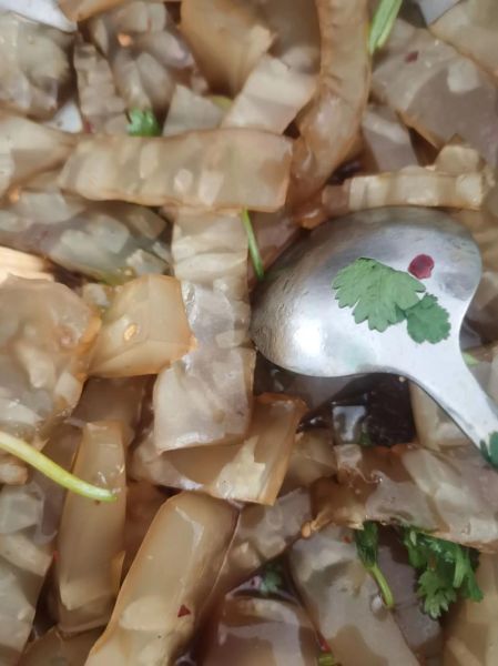 凉拌猪皮冻怎么做_猪皮冻怎么做好吃又弹牙-第2张图片-山城妙识 凉拌猪皮冻怎么做_猪皮冻怎么做好吃又弹牙-第2张图片-山城妙识