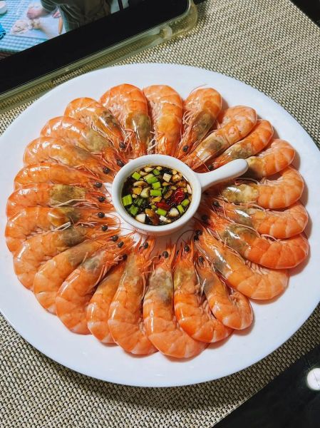 虾最简单的吃法_白灼虾几分钟能熟-第2张图片-山城妙识 虾最简单的吃法_白灼虾几分钟能熟-第2张图片-山城妙识